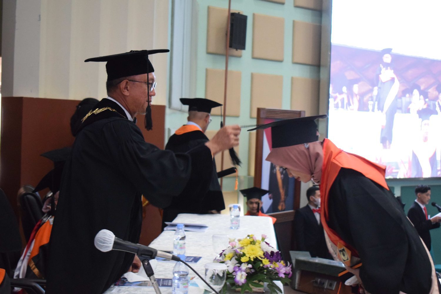 Sambutan Rektor Pada Sidang Senat Terbuka Dalam Rangka Wisuda Semester Genap Tahun Akademik 2022 ...