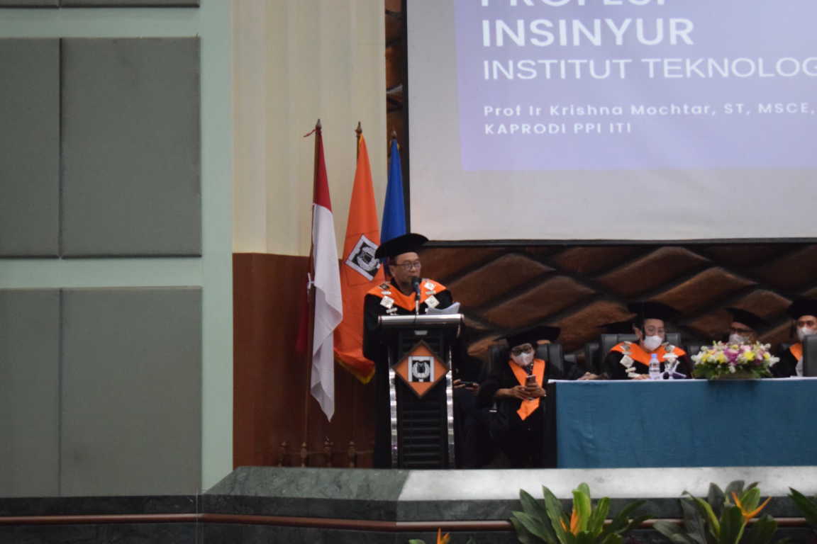 Wisuda Perdana Program Profesi Insinyur 2022